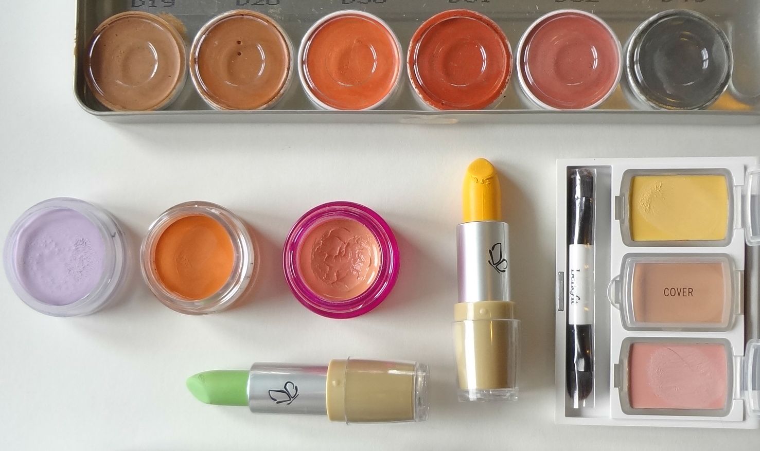 Corretivos coloridos: como usar | M•A•Cmaniaca