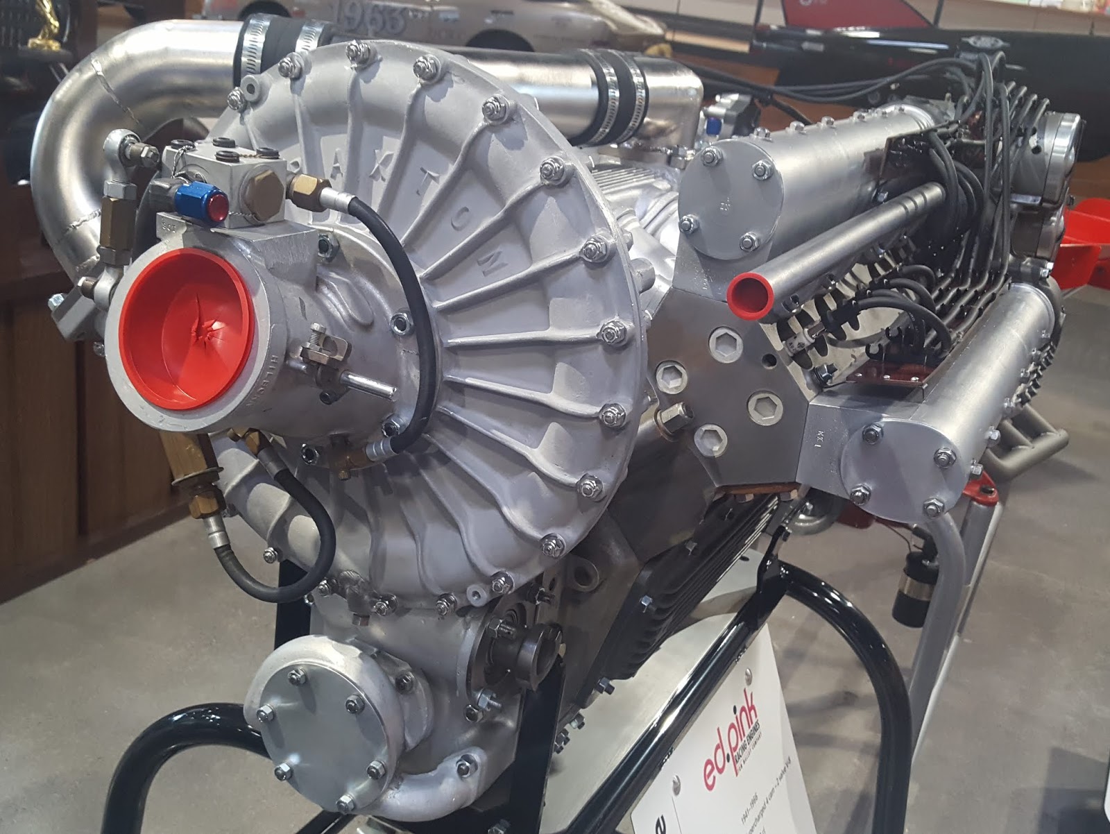 POPPA WHEELIE: The Screamin' Novi V8