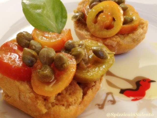 Spizzica in Salento...: Le Fantastiche Frise-Friselle-Friseddhe...