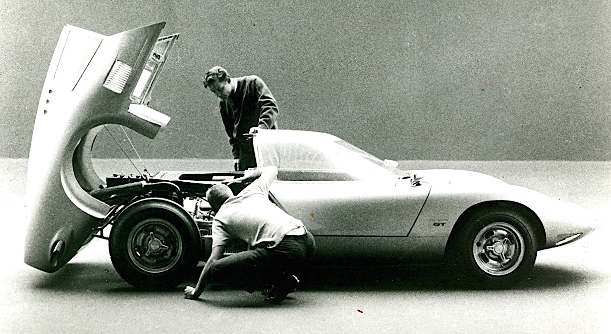 Car Style Critic: The Exciting 1962 Corvair Monza GT Concept Car