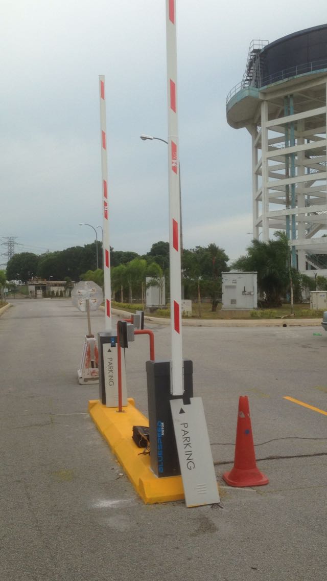 BARRIER GATE RENTAL & MAINTENANCE: Barrier Gate @ Hotline 018-2525716 ...