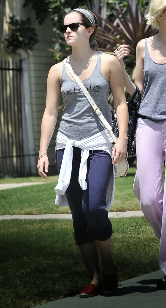 Emma Watson Nipple Visible Photos Hot Blog Photos