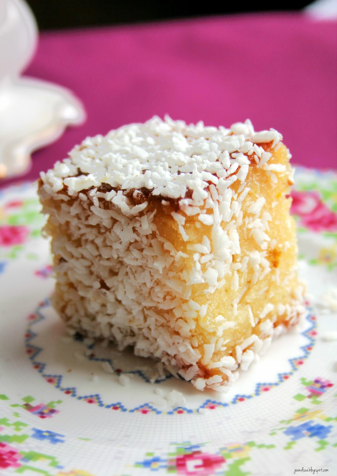 Jo and Sue: Eggless Honey Cake (Indian Bakery Style)