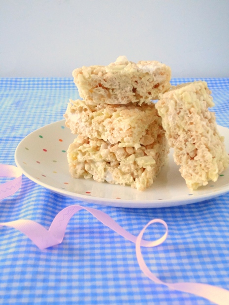 tast-e | baking and caking adventures: Potato Chip Rice Crispy Squares