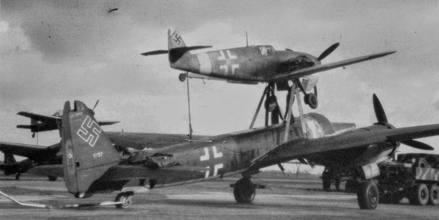 1/72 Scale Kits & Diorama: Ju88A4 Mistel 1