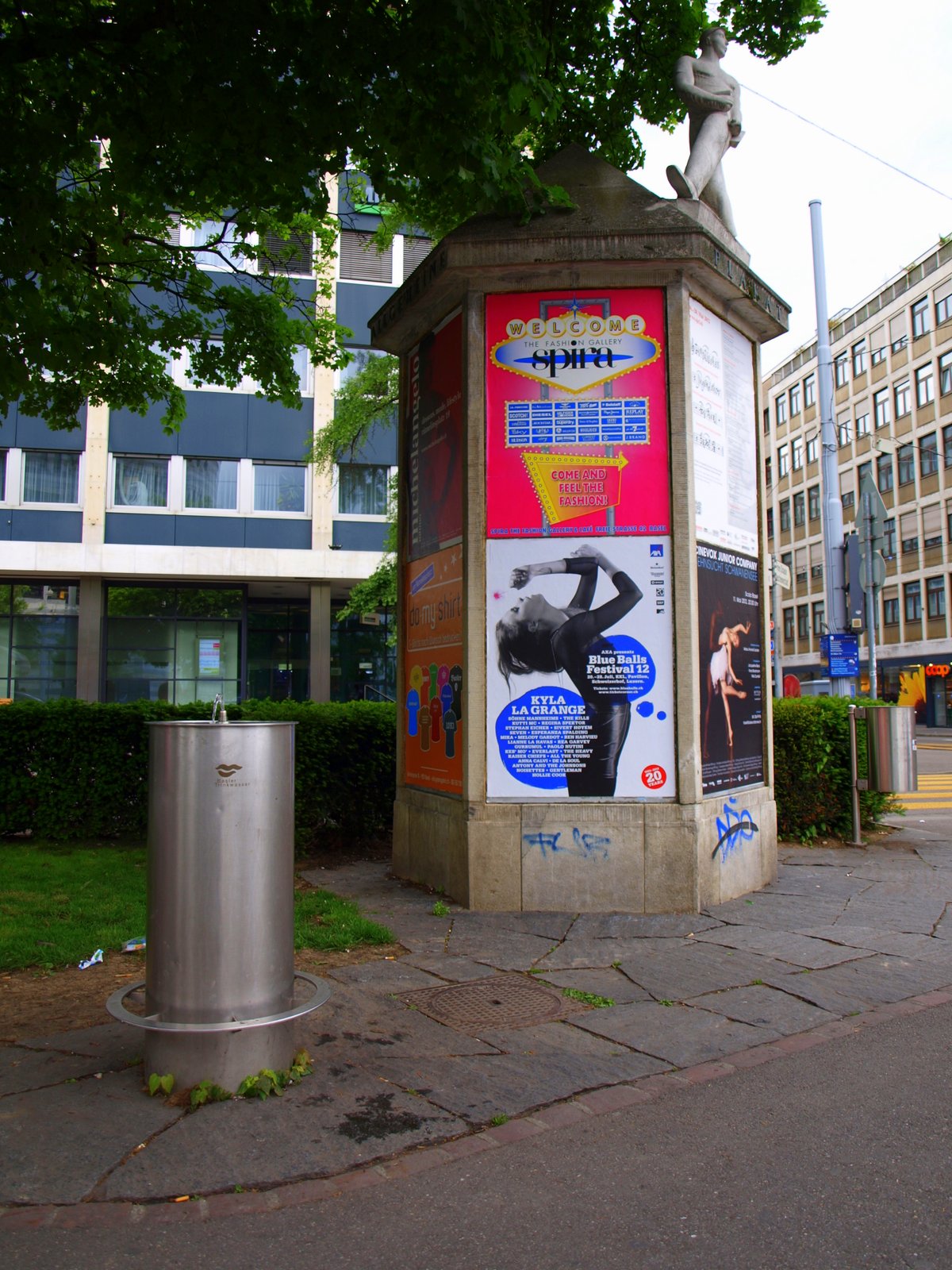 Fountains of Basel: Aeschenplatz