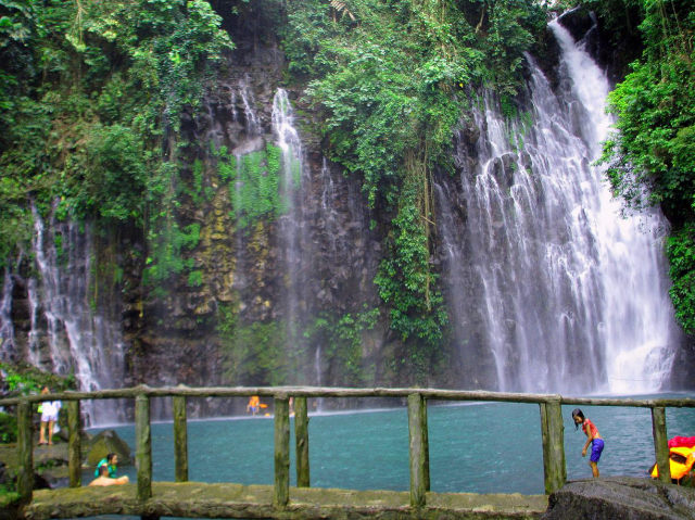 WATERFALLS IN THE PHILIPPINES: TINAGO FALLS IN ILIGAN CITY
