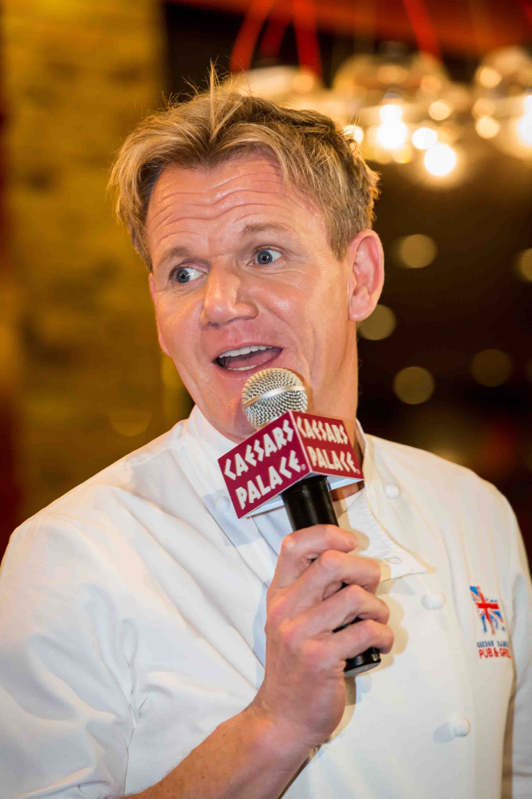 GORDON RAMSAY OPENS VEGAS RESTAURANT