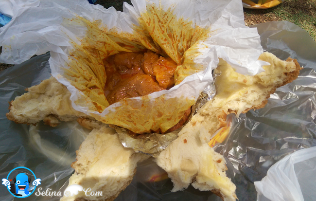 Lucky King Bun is Biggest Curry Chicken Bun @ Lukut, Port Dickson