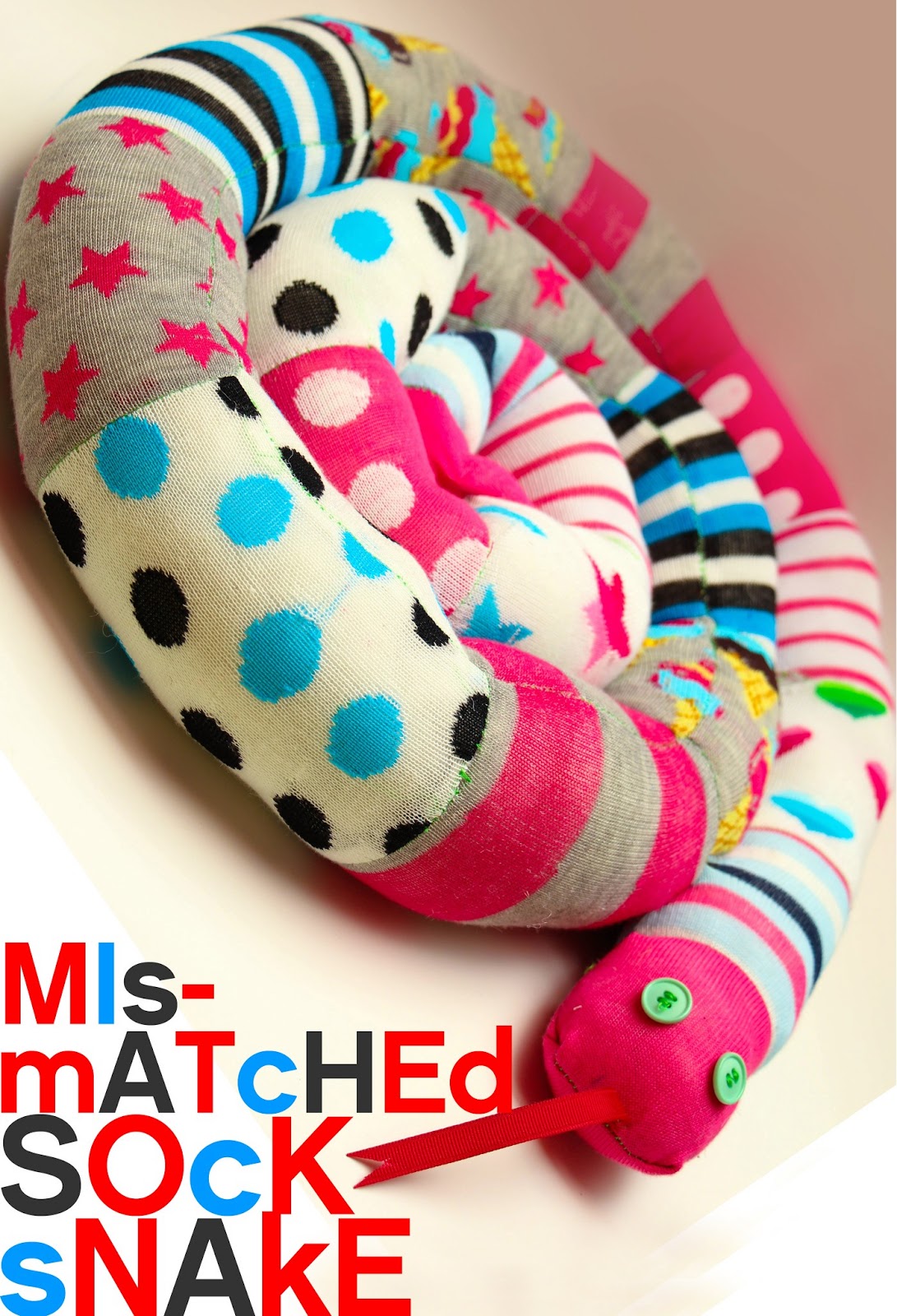 Grosgrain: Mismatched Socks? Sew a Sock Snake!