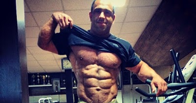 world bodybuilders pictures: faras muscles builder Amir Hassan