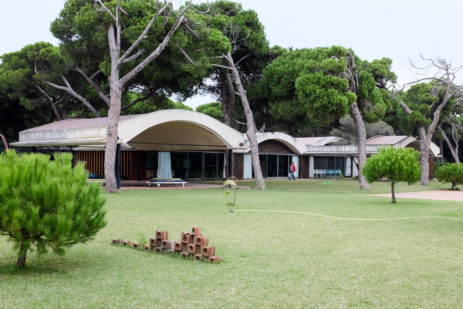 Architecture collector: Casa La Ricarda, Antonio Bonet