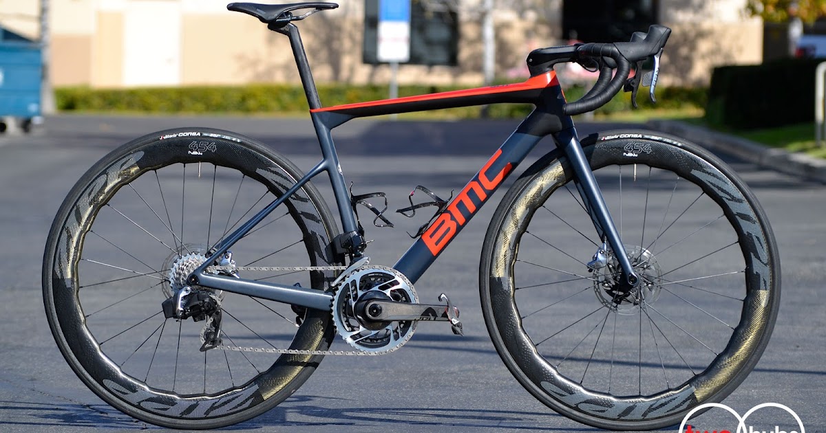 www.twohubs.com: BMC Team Machine SLR01 Disc SRAM Red eTap AXS Zipp 454 ...