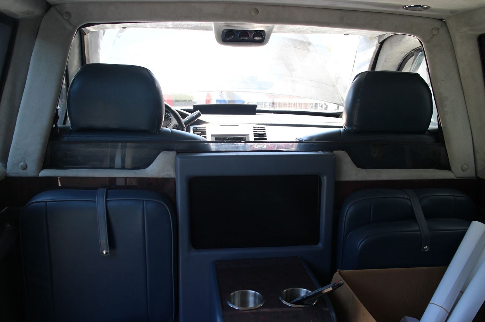 COOL QURKS AND FEATURES OF USA PRESIDO, DONALD TRUMP's CAR. The ...