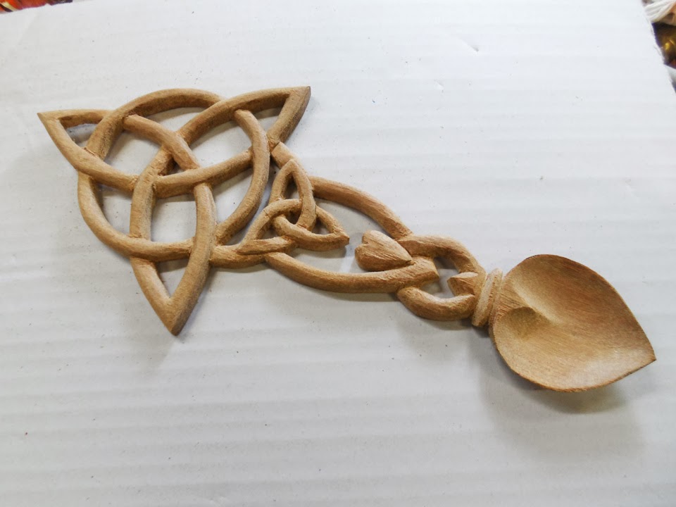 From the Desk of Murray Lincoln: Carving a Celtic Love Spoon – How to