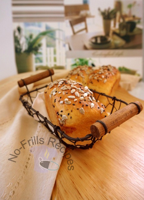 Chicken Floss Rolls (Tangzhong method)