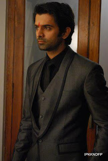 Hypnotizingly Arnav: Mystery of Arnav