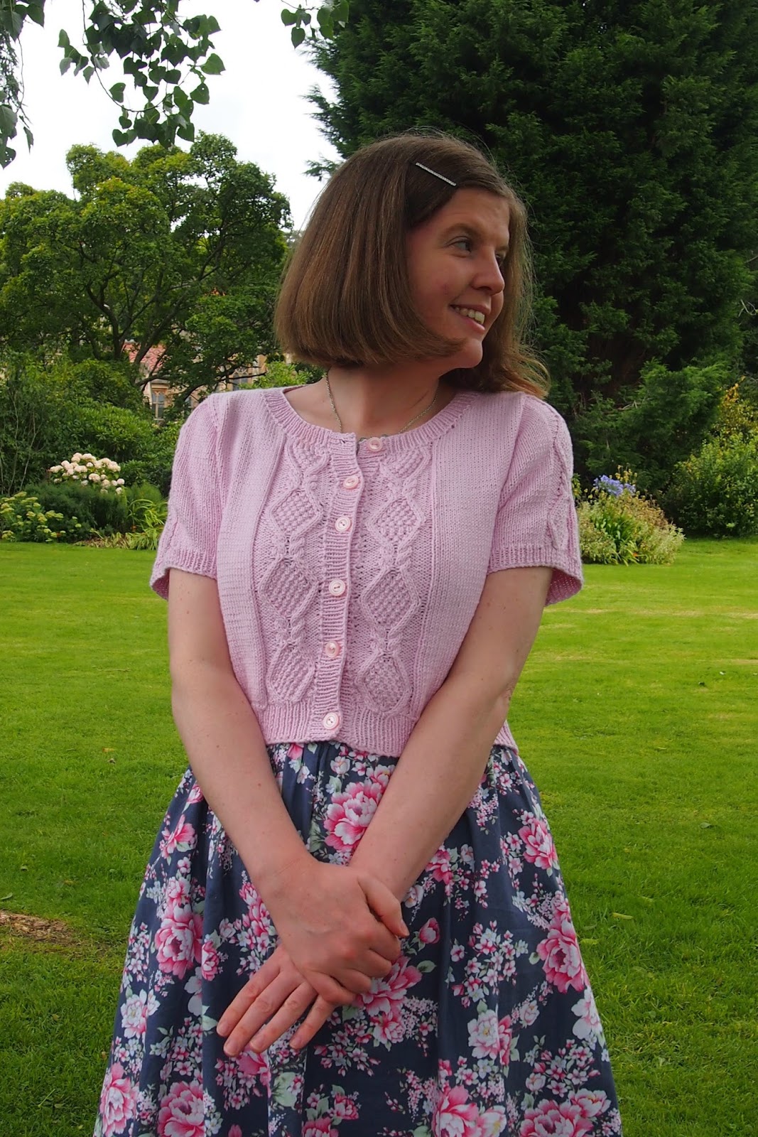 Nightingale & Dolittle: Knitting: a pretty pink cardigan (King Cole 3541)