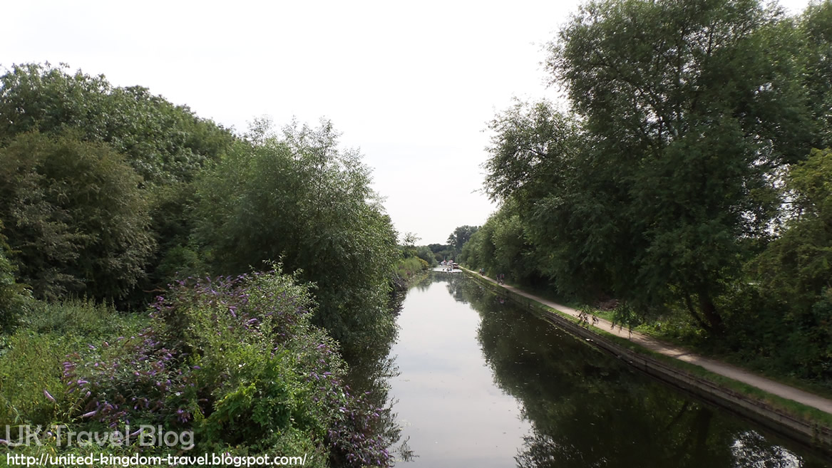 The River Lee Country Park - The Globe Trotter