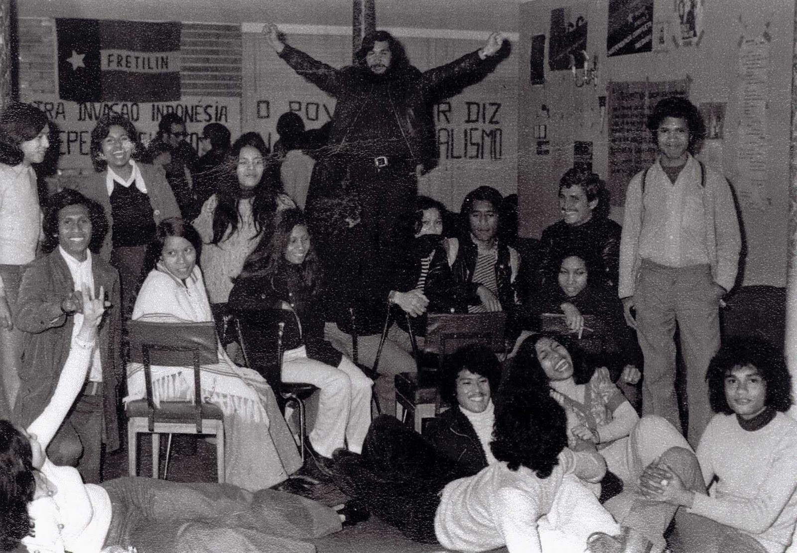 APRENDE BUAT NEBE O HAKARAK: Historia Timor Leste