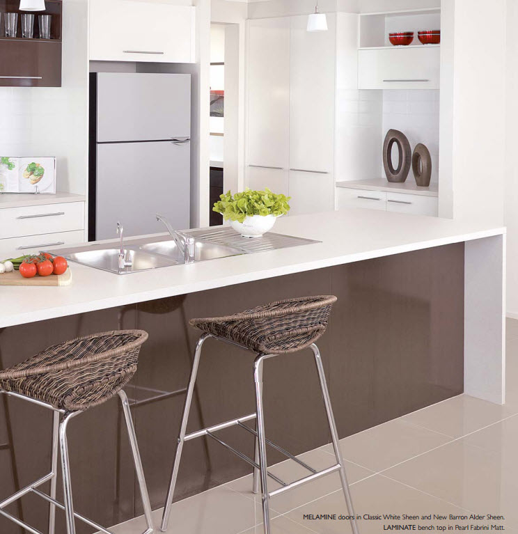 Mick and Ash's Build: The Kitchen!