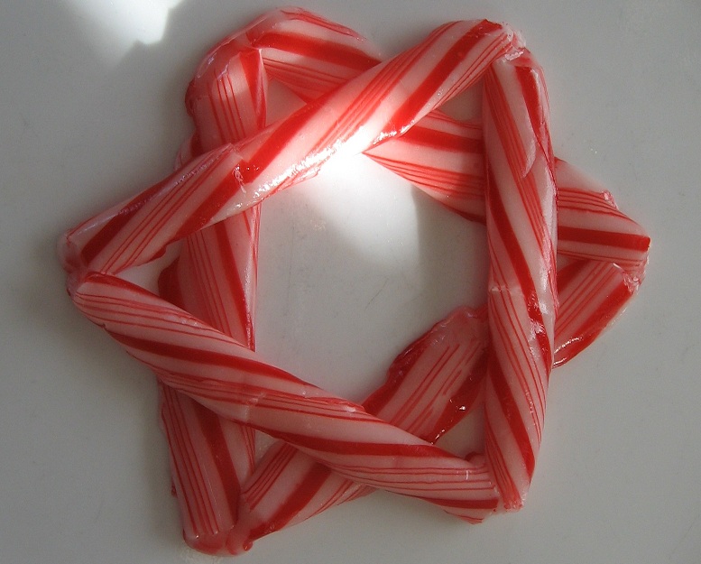Almost Unschoolers: Melted Candy Cane Stars