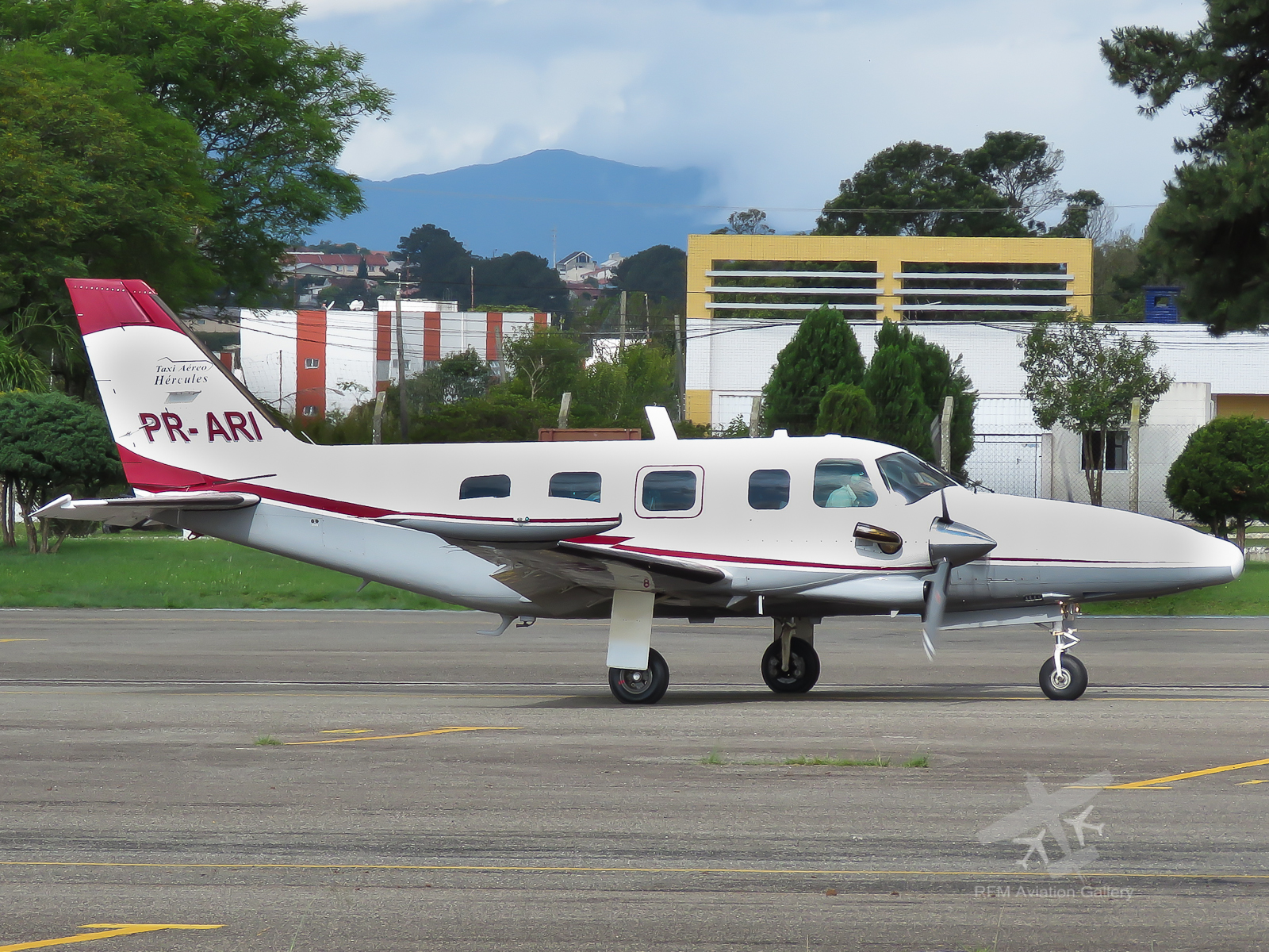 PR-ARI | RFM Aviation