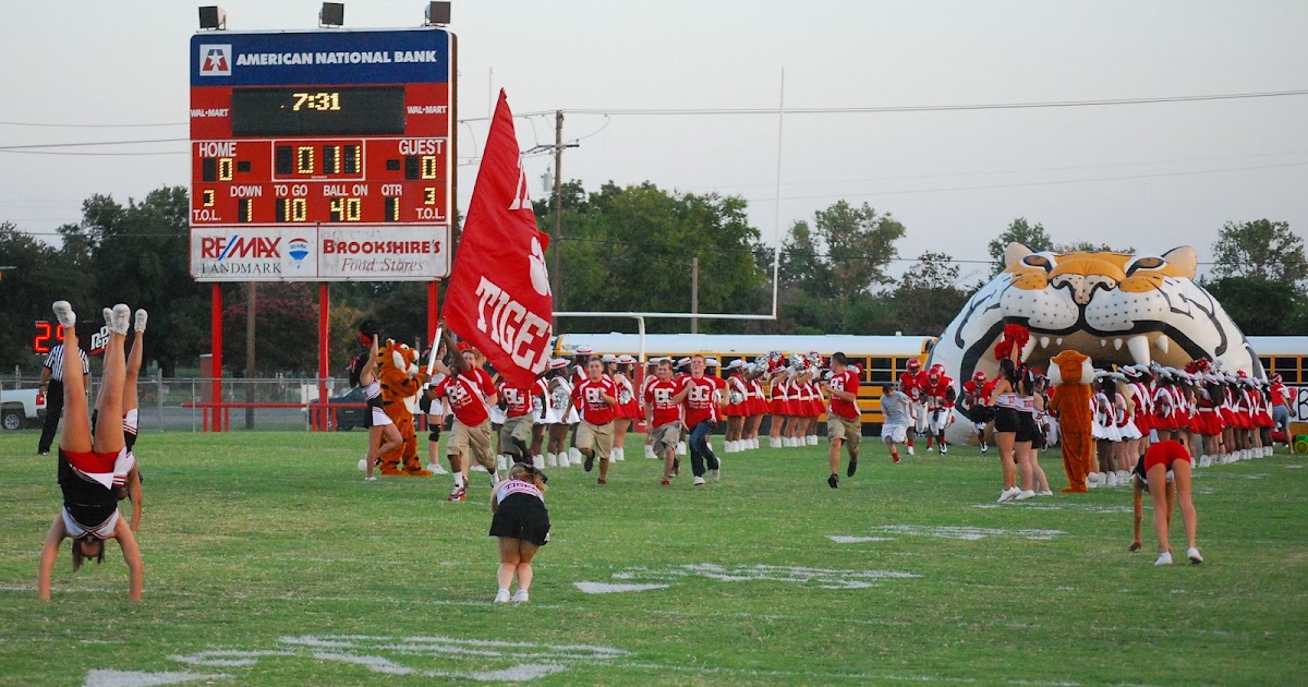 Terrell Daily Photo: A few more varsity football