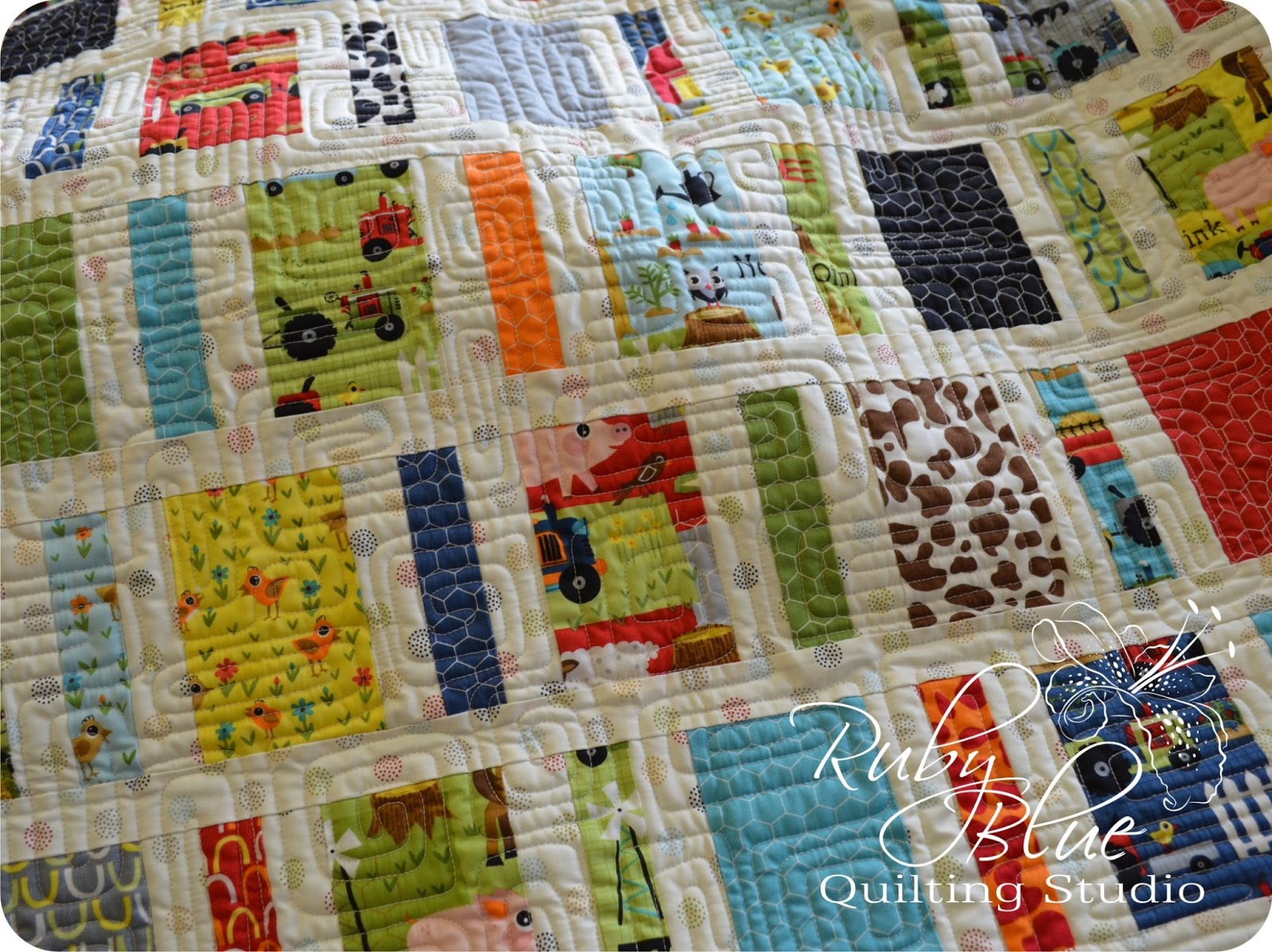 Ruby Blue Quilting Studio: New Quilts: Aura & Tiny Bits