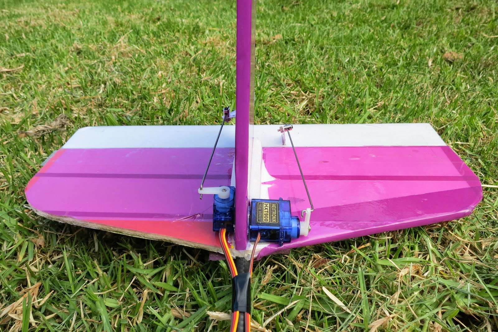 Newton Airlines: Pusher trainer and test body