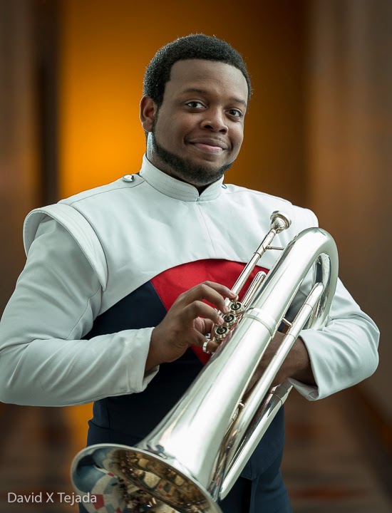 Annual Report Photographer David Tejada "The f-Stops Here"