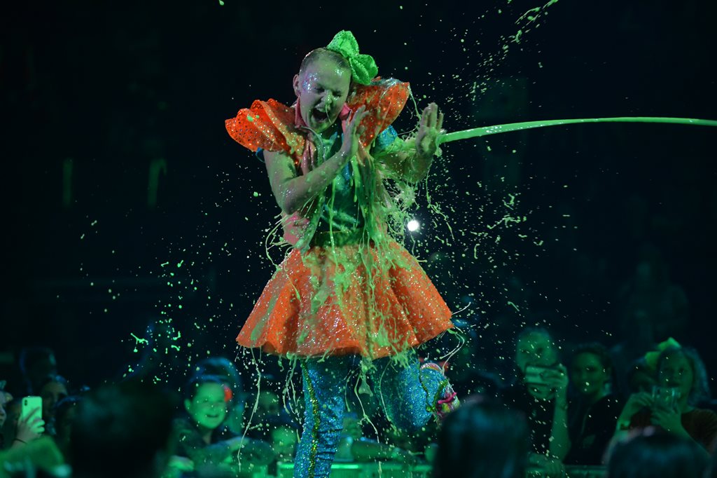 NickALive!: Kira Kosarin Joins Star-and-Slime-Studded Nickelodeon ...