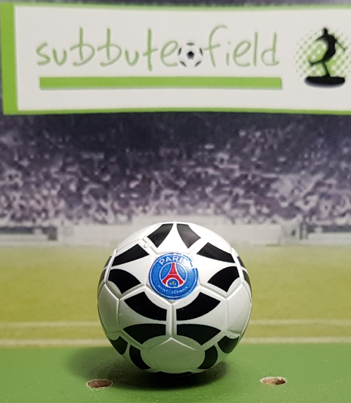 Subbuteo Field: New Decal Balls