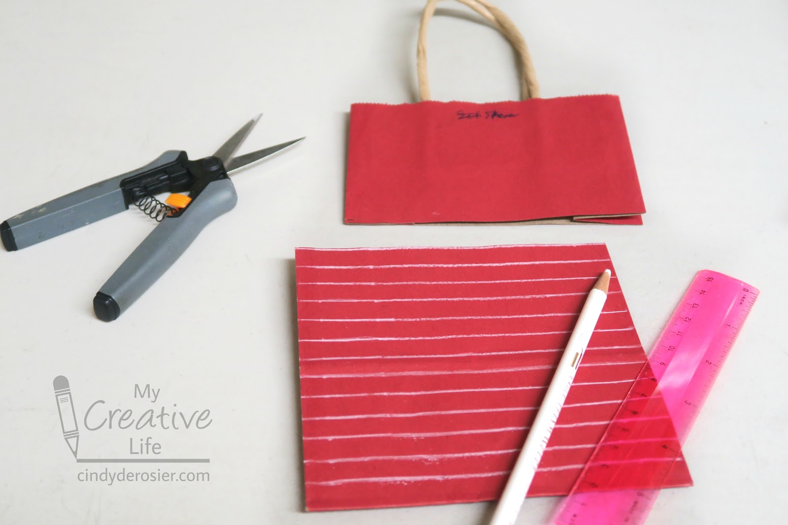 Cindy deRosier: My Creative Life: Santa in the Chimney Craft