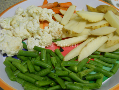 Vegetable Biryani - Desi Mejwani