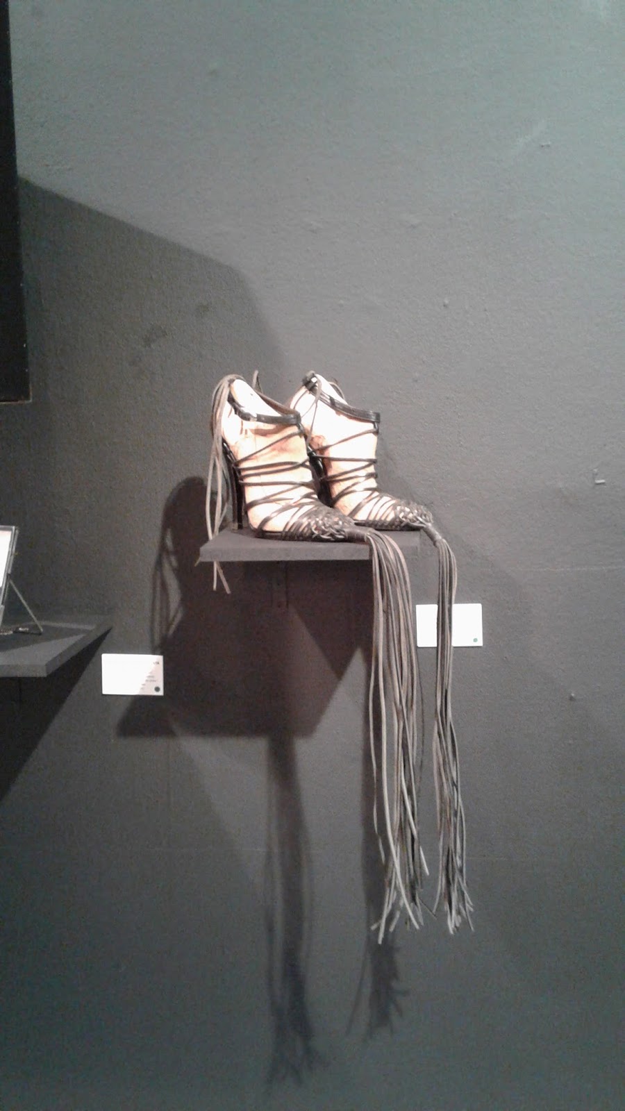 sarah barthe: Exposition "A mon seul désir" du 2 décembre 2017 au 10 ...