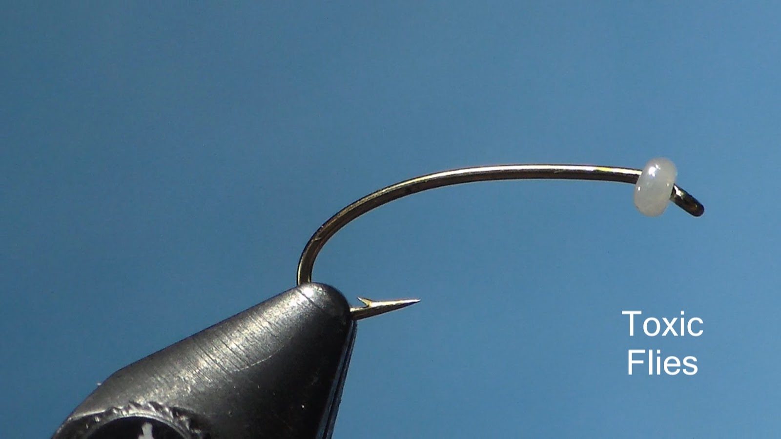 Fly Patterns: Mercury Blood Midge