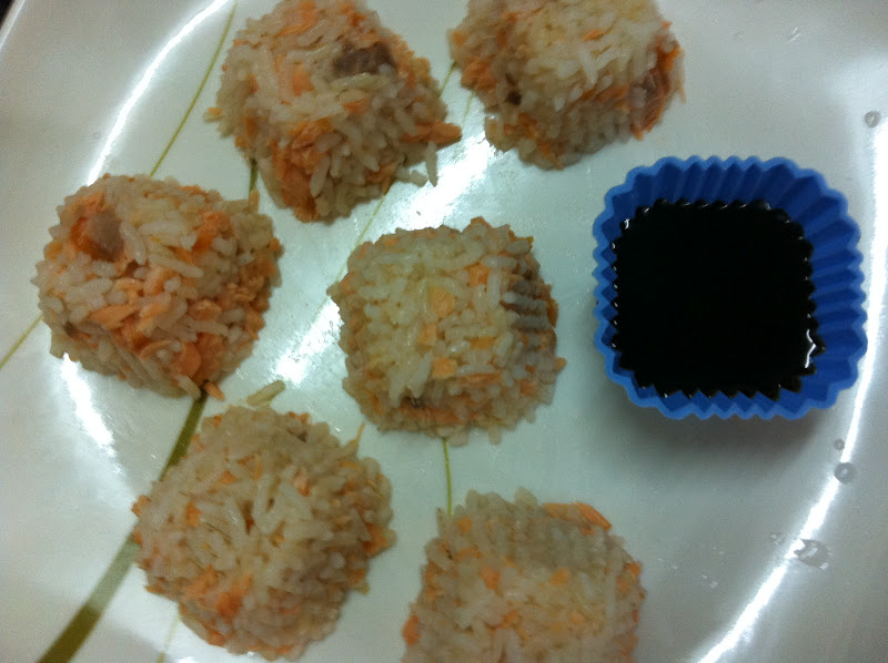 Salmon Rice Cube w Unagi Sauce | Yummilicious!