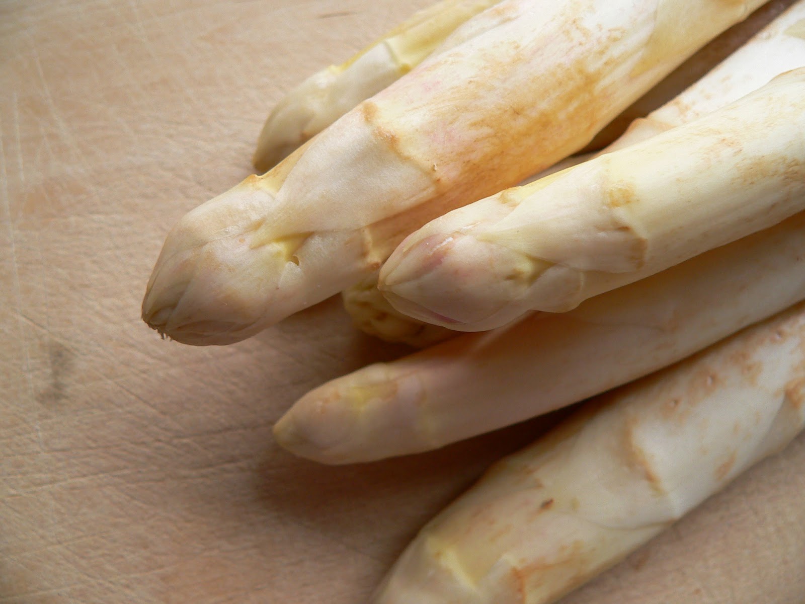 Die kluge Hausfrau: Warenkunde: Spargel