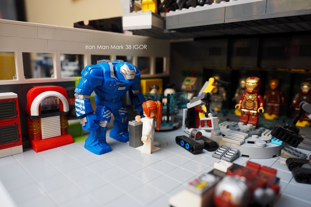 La Bricks & Hobby: LEGO Marvel Iron Man Malibu Mansion