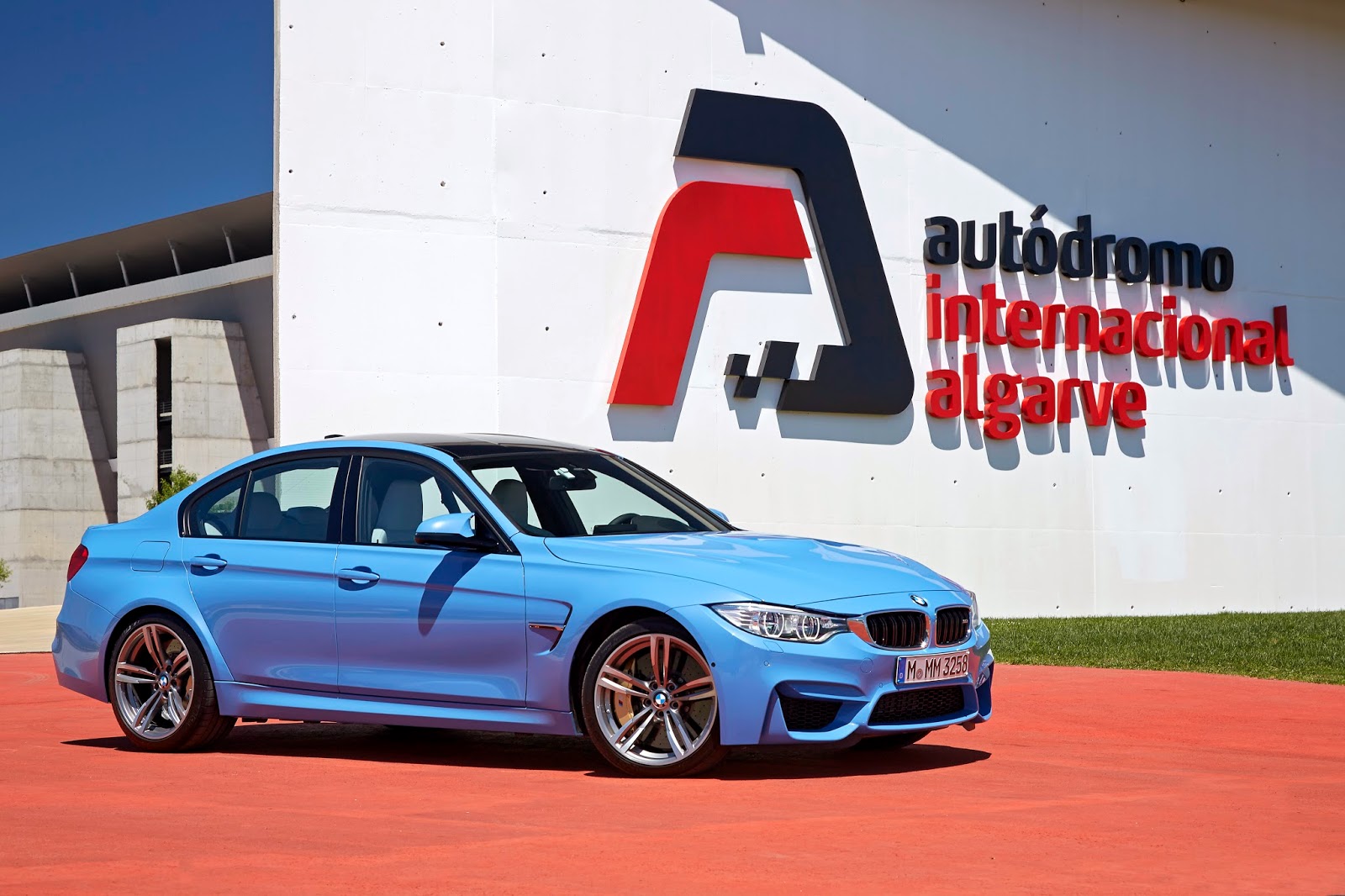 BLOG DO JORNALISTA ARNALDO MOREIRA: GRUPO BMW DE PORTUGAL COMEMORA UMA ...