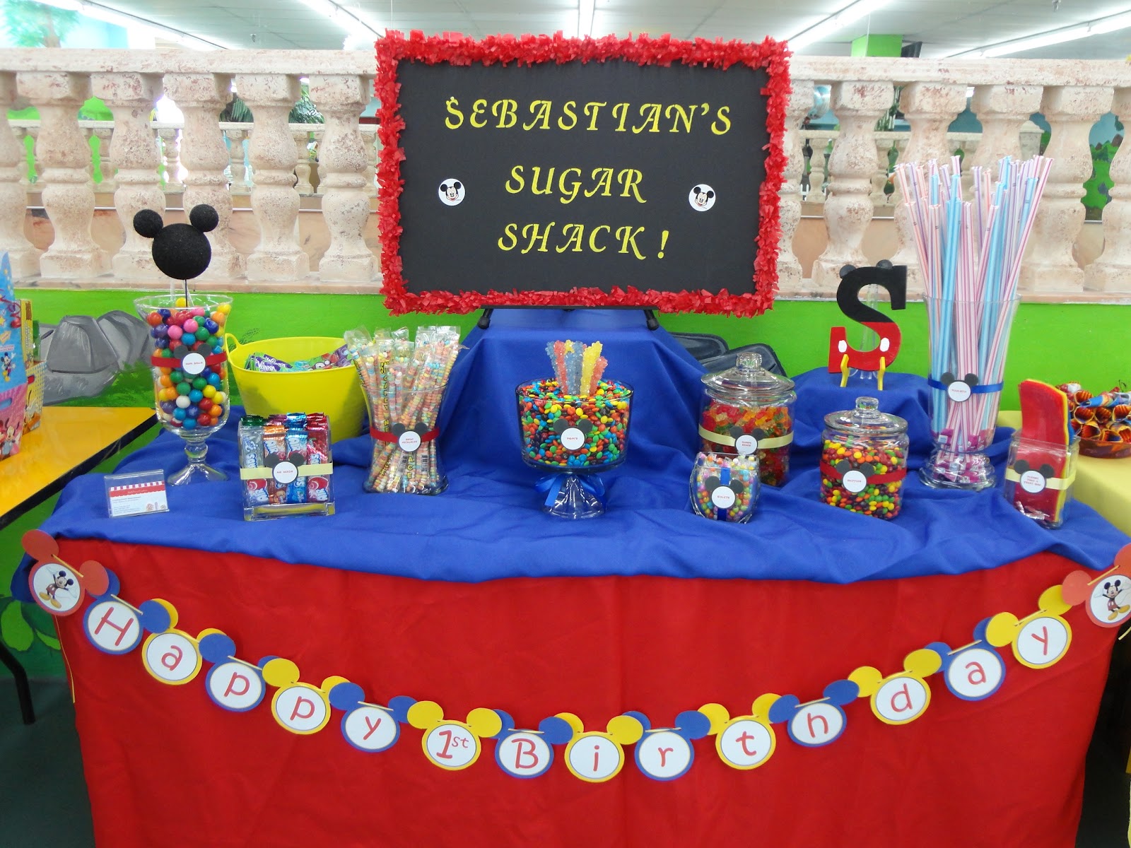 Jenny Sweet Creations!: Mickey Mouse Candy Station