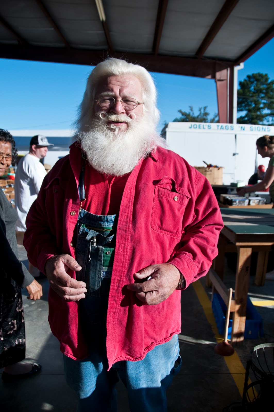 You Bought What From Who!?: Smiley's Flea Market: Macon, Ga 10-1-11