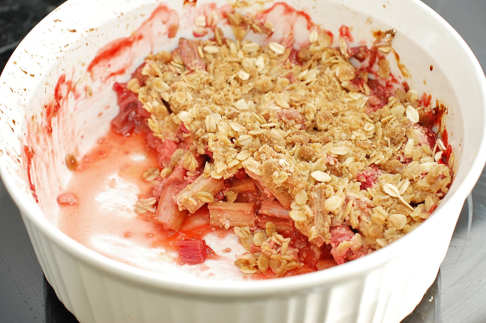 In Michelle's Kitchen: Half-Sugar Strawberry Rhubarb Crisp with Chia ...