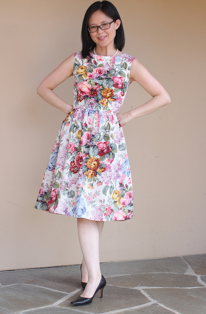 Refashion Co-op: New Spring Dress Upcycled from a Vintage Sheet