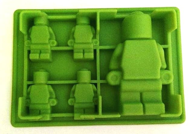 Lego 2-in-1 Figurine Mould