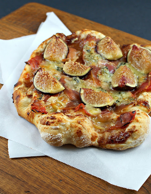 Authentic Suburban Gourmet: Fig, Prosciutto and Stilton Pizza