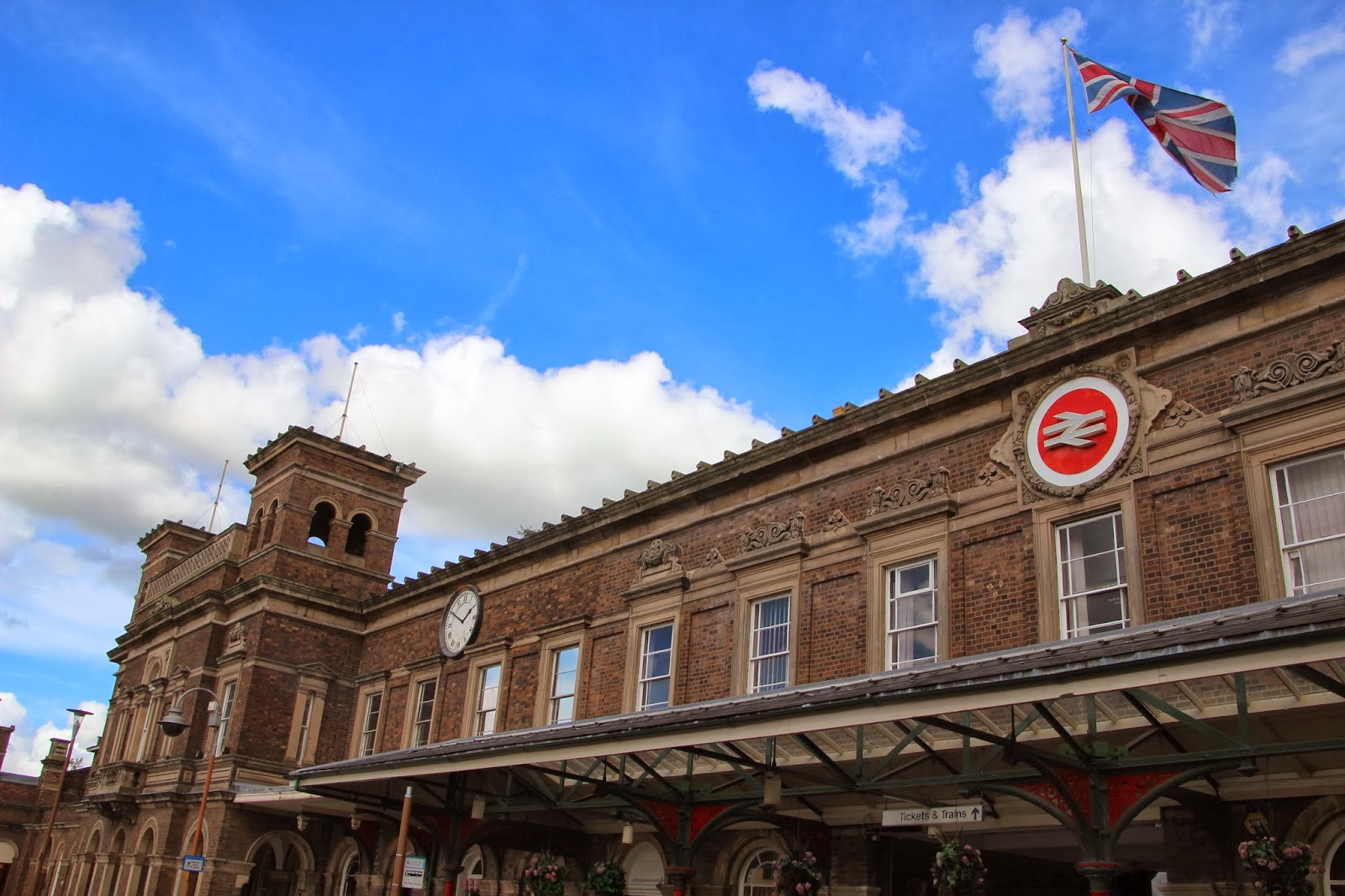 Around Chester: Chester Railway Station