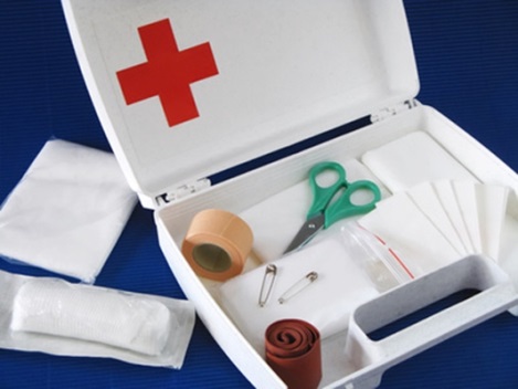 FIRST AID AND FIRST AID MATERIALS - xpino SCHOLARS