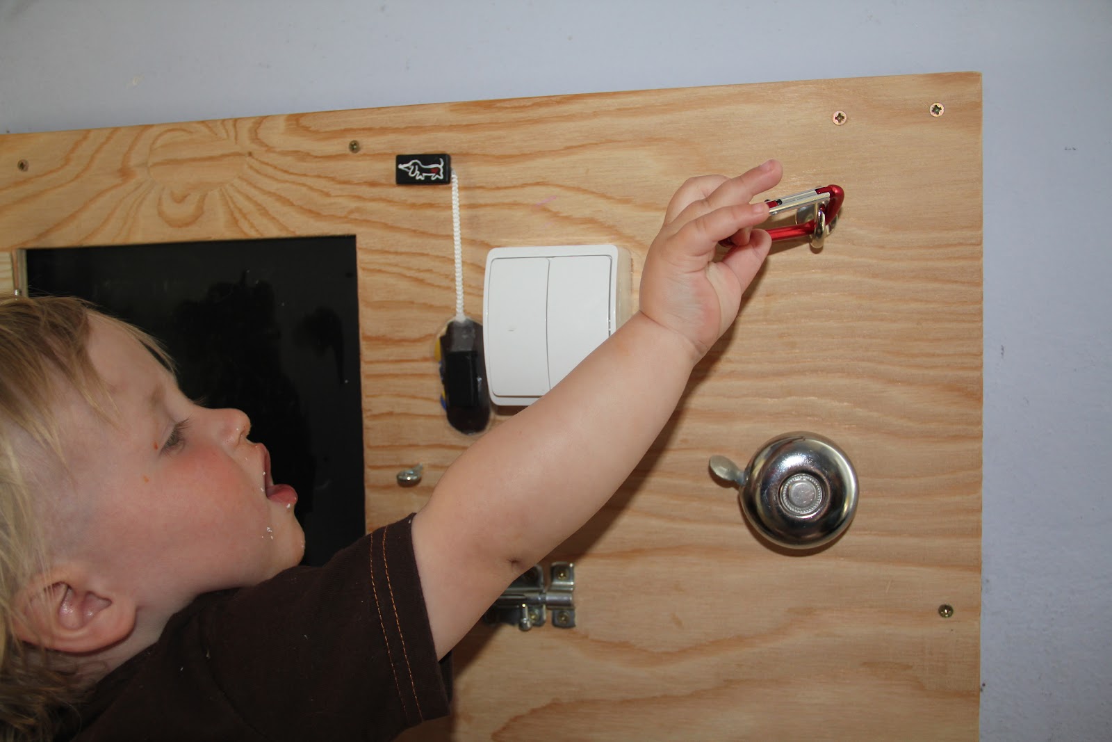 Oh so manageable: Kids' Activity Board